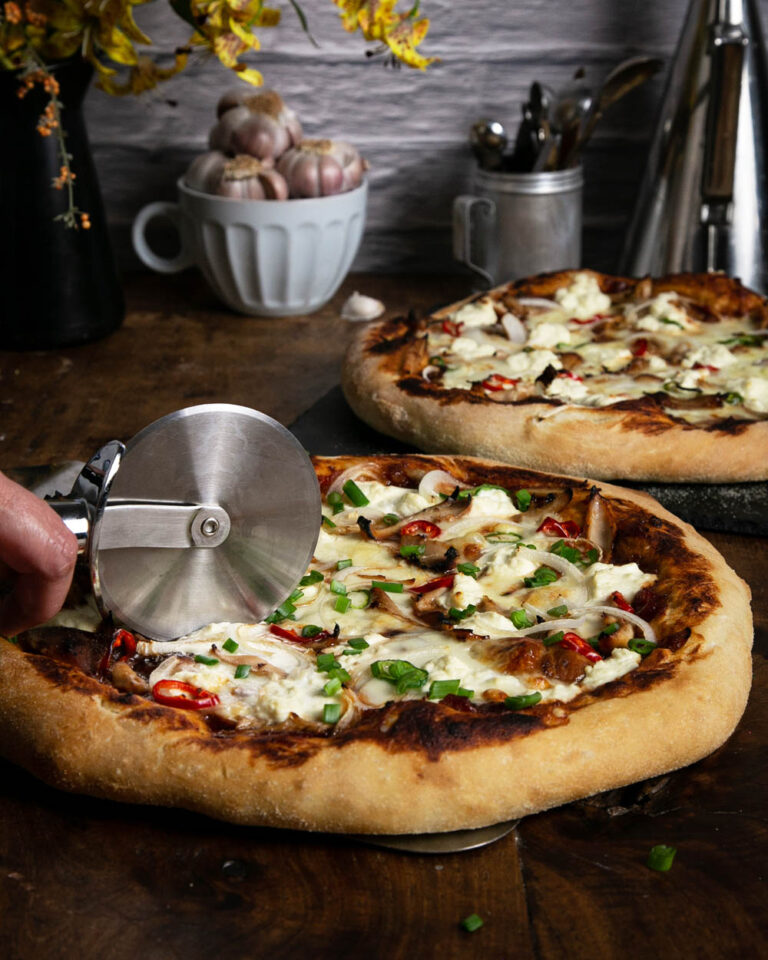 Fugazzeta recipe; Argentinian-style pizza - All For Pizza