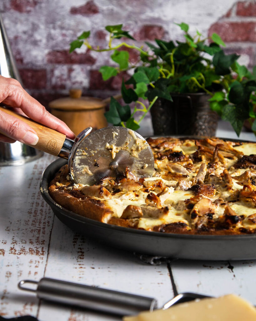 Fugazzeta recipe; Argentinian-style pizza - All For Pizza